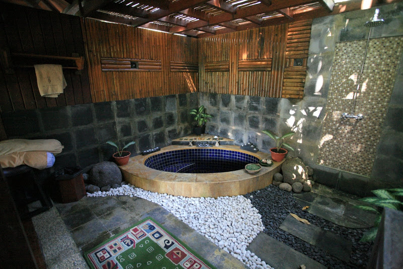 Tasik Ria Dive Resort & Spa Manado Reviews & Specials - Bluewater Dive ...